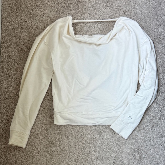 ALO Yoga | Tops | Alo Yoga Pullover Sweatshirt | Poshmark